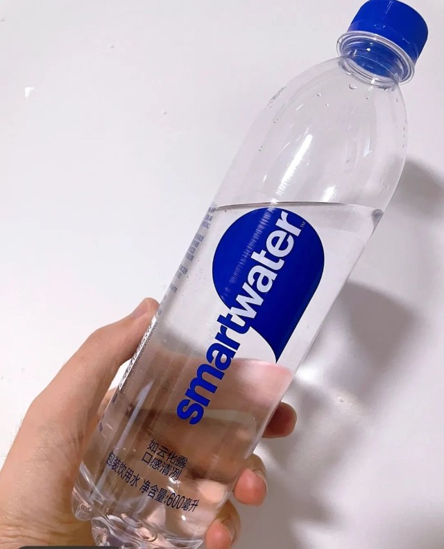 可口可乐10亿级高端水smartwater入华，山姆会员店首发！_财富号_东方财富网