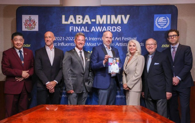 LABA最具影响最具价值艺术家全球10强出炉 黄建南高票夺冠_财富号_东方财富网