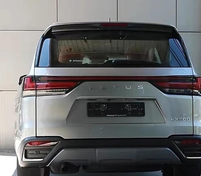 从加价60万抢着买，到平价无人问津，雷克萨斯LX到底经历了什么！_财富号_东方财富网