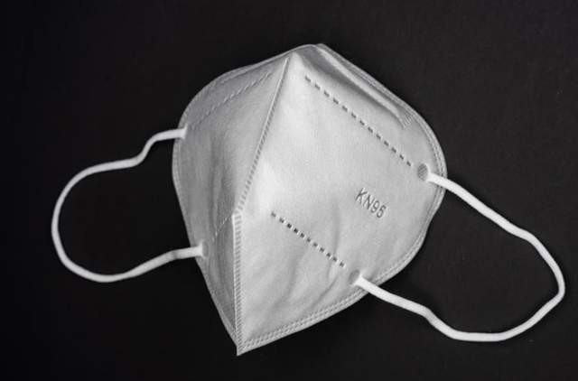 KN95口罩9天涨价六倍？为啥口罩的价格会如此疯狂？_财富号_东方财富网