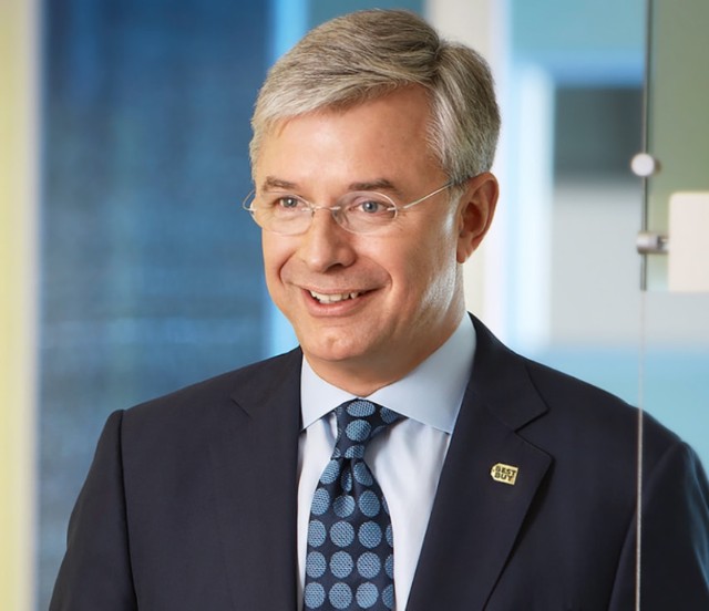 对话百思买前CEO休伯特乔利：不要太在意自我和野心，更多关注你希望以什么样的方式被人们记住 | 企业家专访系列_财富号_东方财富网