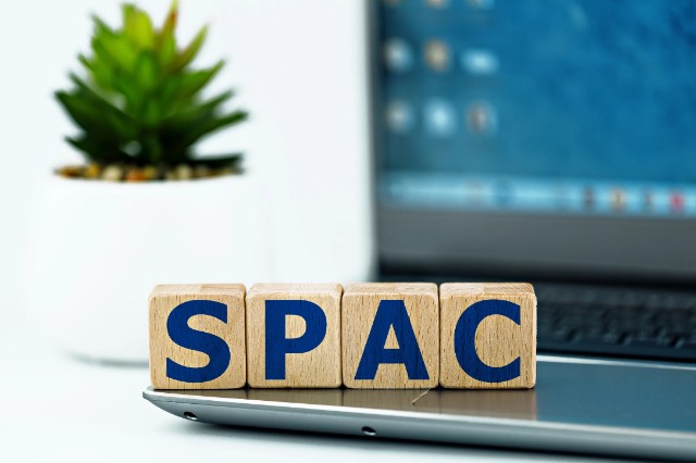 Polestar今晚登陆纳斯达克，SPAC模式为何受资本市场热捧？_财富号_东方财富网